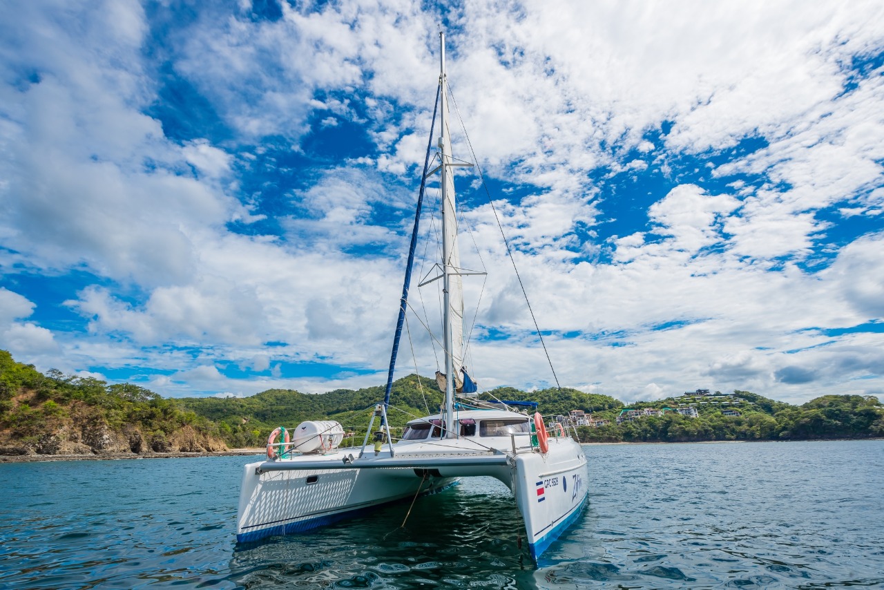 Private Catamaran Sailing Tours | Guanacaste Costa Rica